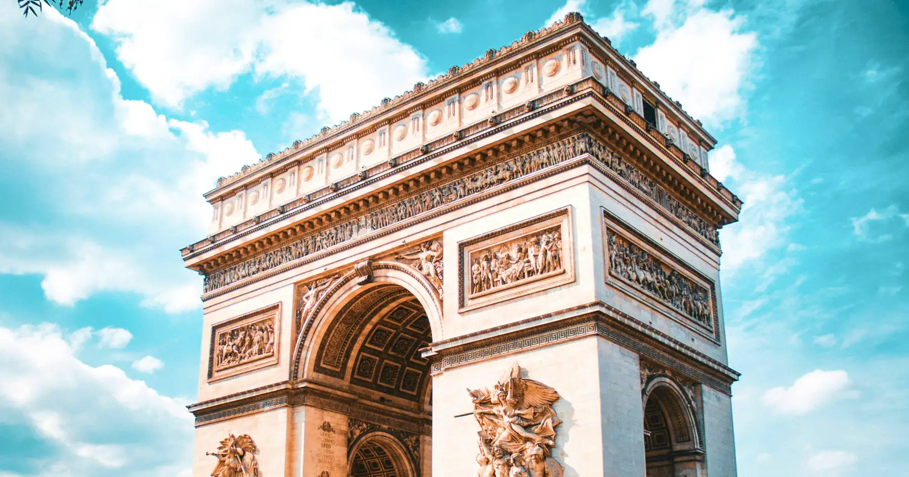 Working hours in France: Regulations employers must know