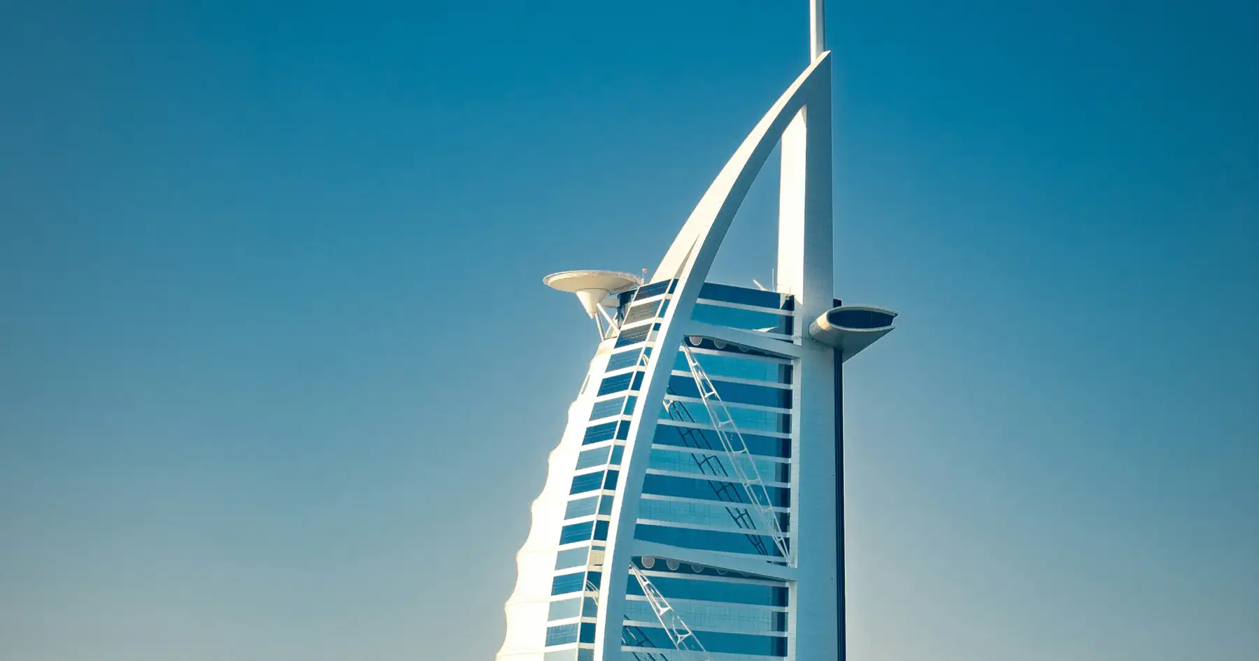 Hiring Independent Contractors in the UAE
