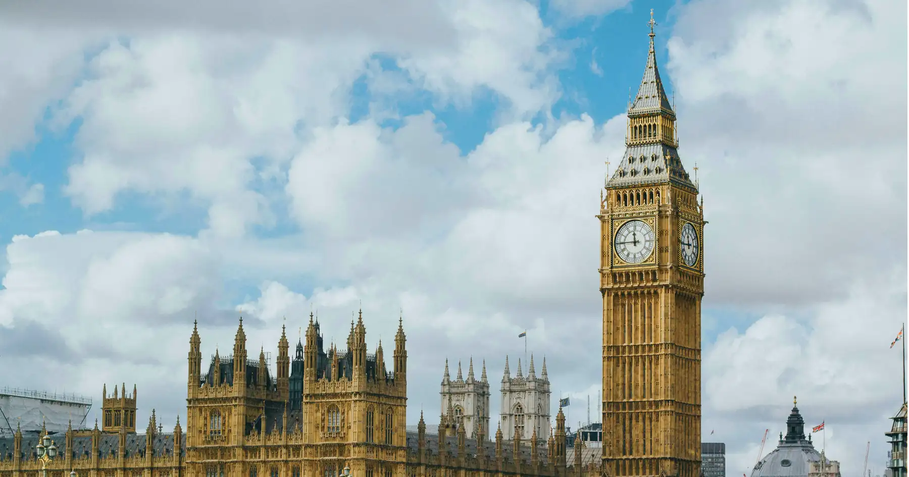 Contractor management in the UK: Compliance and tax rules